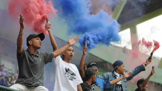 Persebaya Menantang Arema, Aremania Siap Cetak Sejarah bersama Bonek ...