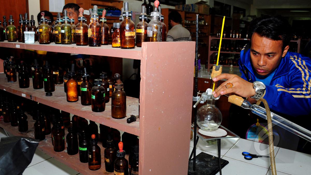 Dekan Farmasi UI Akui Ada Mahasiswa Bandel Saat Praktikum Kimia