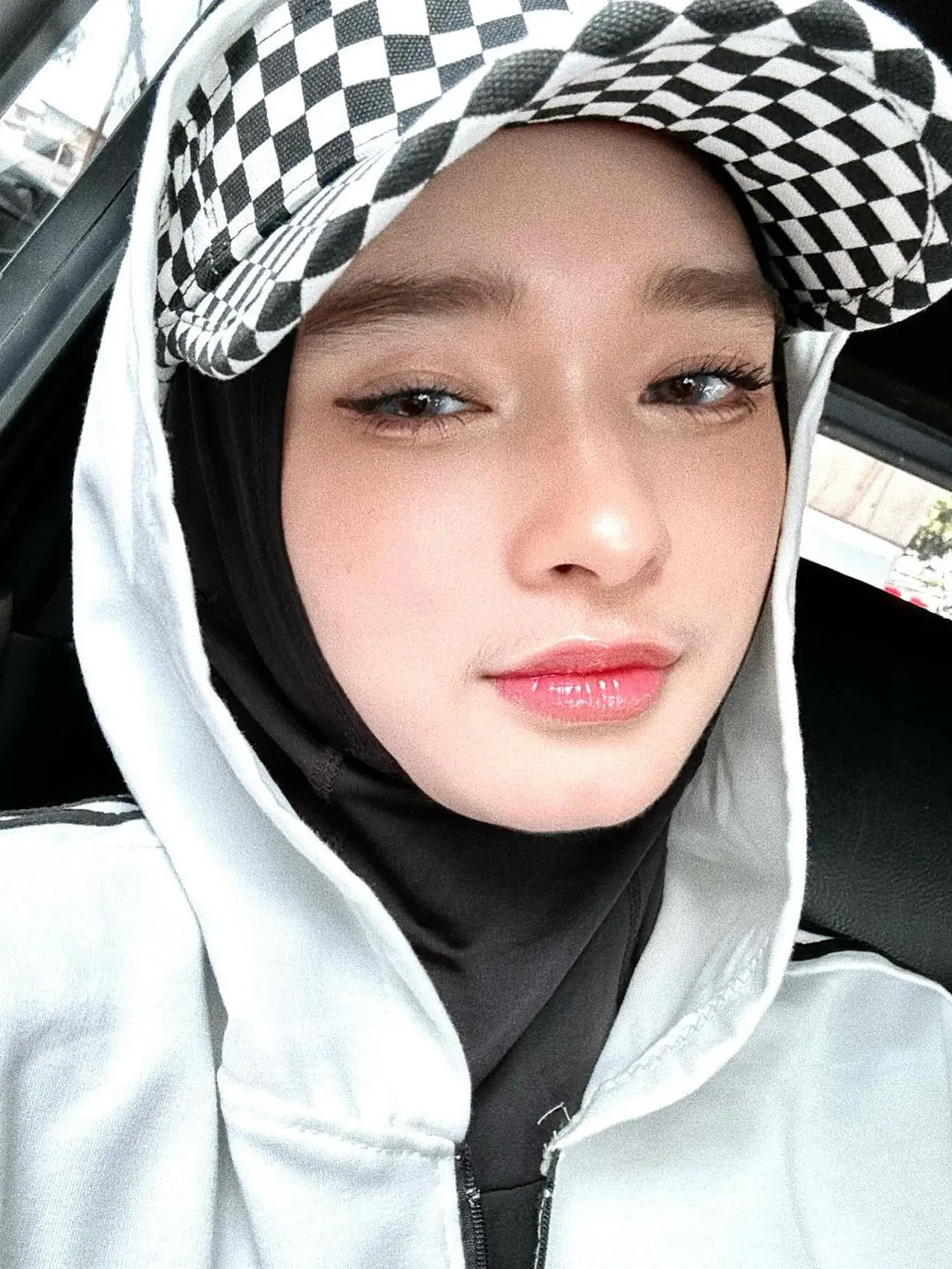 Sidang Cerai Lanjutan, Inara Rusli Hadirkan 2 Saksi Ahli soal Harta ...