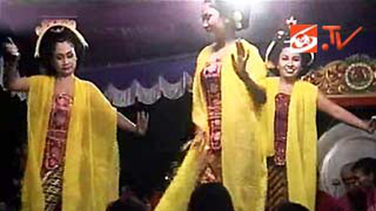 Ronggeng, sebuah Tari Pergaulan