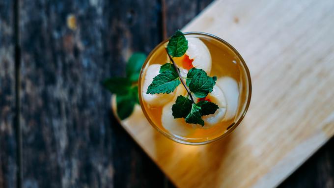 Minuman Ready to Drink Terbaru dengan Jus Leci Asli di Indonesia ...