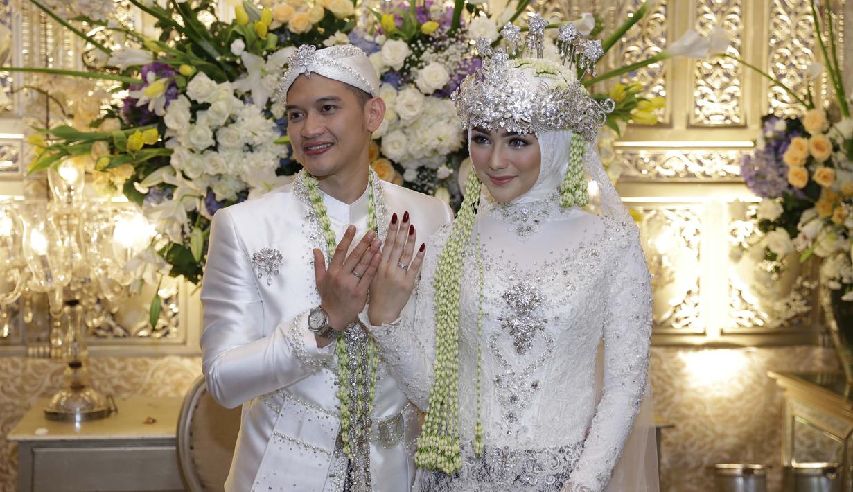 Potret Pernikahan Citra Kirana dan Rezky Aditya dengan Adat Sunda ...