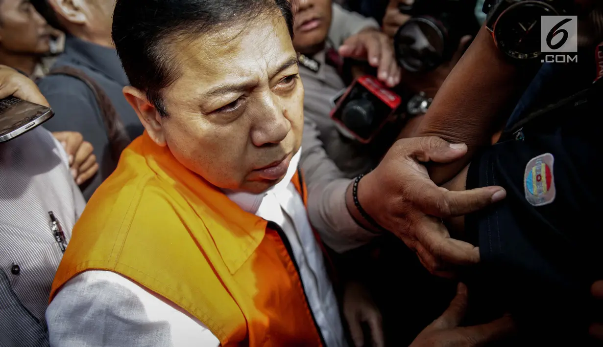 PHOTO: Selesai Diperiksa KPK, Setya Novanto Tanpa Ekspresi - Foto ...