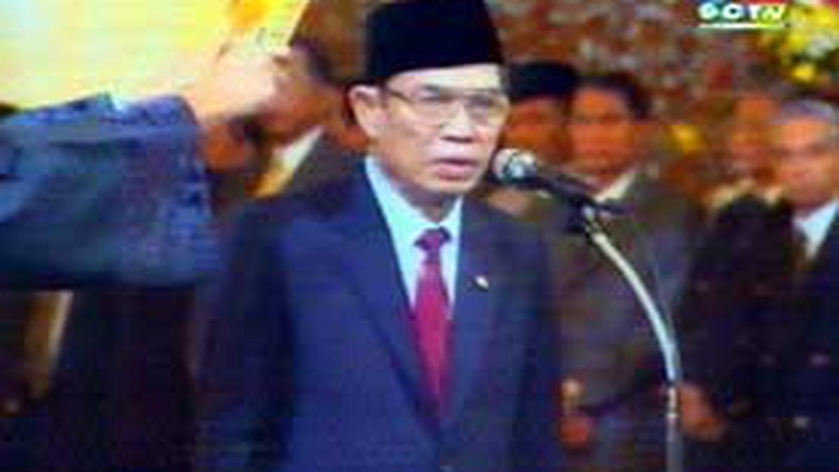 Baharuddin Lopa Dilantik Menjadi Menteri Kehakiman dan HAM - News ...