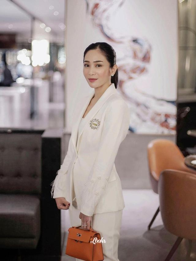 Tetap Rendah Hati, 9 Artis Ini Tak Pernah Pamer Kekayaan Meski Tajir ...