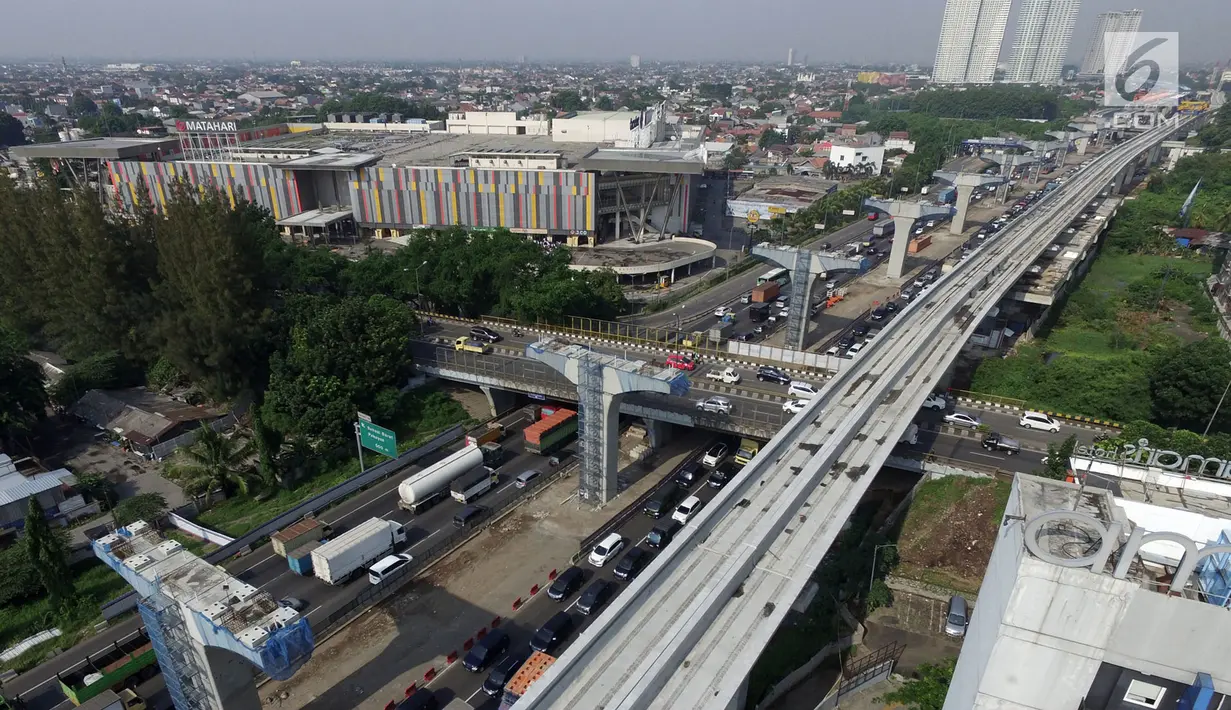 FOTO: Proyek di Tol Cikampek Dihentikan Sementara - Foto Liputan6.com
