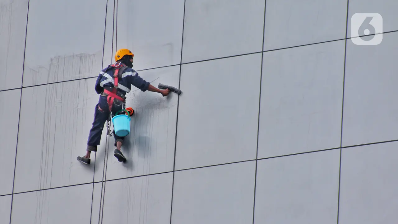 Safety adalah Keselamatan, Pahami Jenis Bahaya Tempat Kerja dan Cara ...