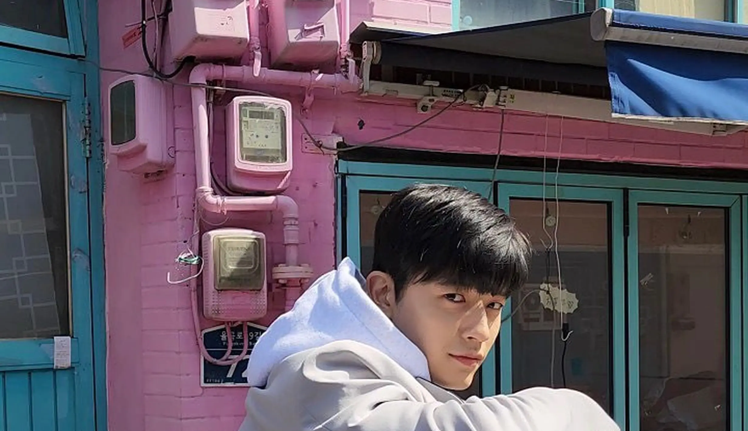 Potret Park Solomon dengan Visual Memikat yang Bikin Meleleh - Foto ...