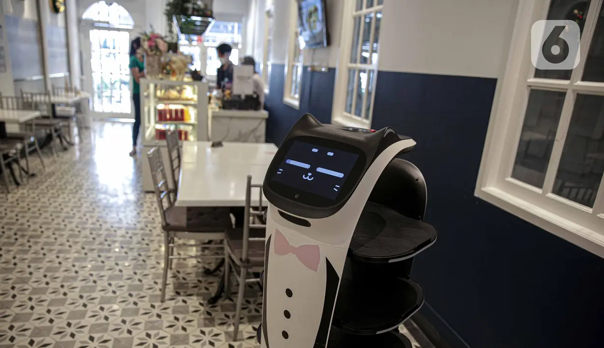 FOTO: Kafe di Pasar Baru Gunakan Robot Pengantar Pesanan Pelanggan ...