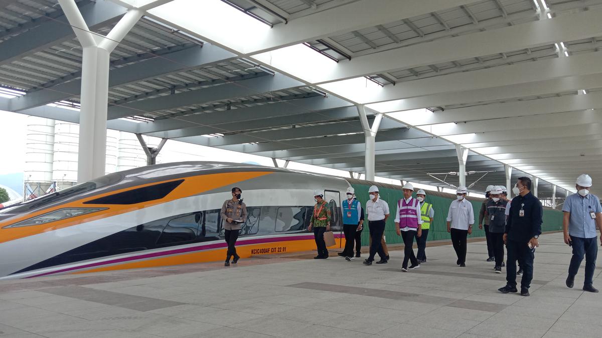 Ada Bus Shuttle Menuju Stasiun Kereta Cepat Jakarta Bandung, Ini Lokasi ...