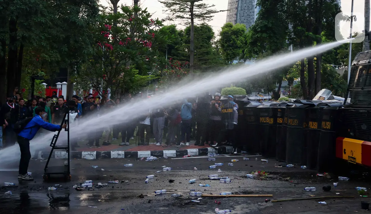 Kaleidoskop 2024: Rekaman Peristiwa di Indonesia dalam Bingkai Foto ...