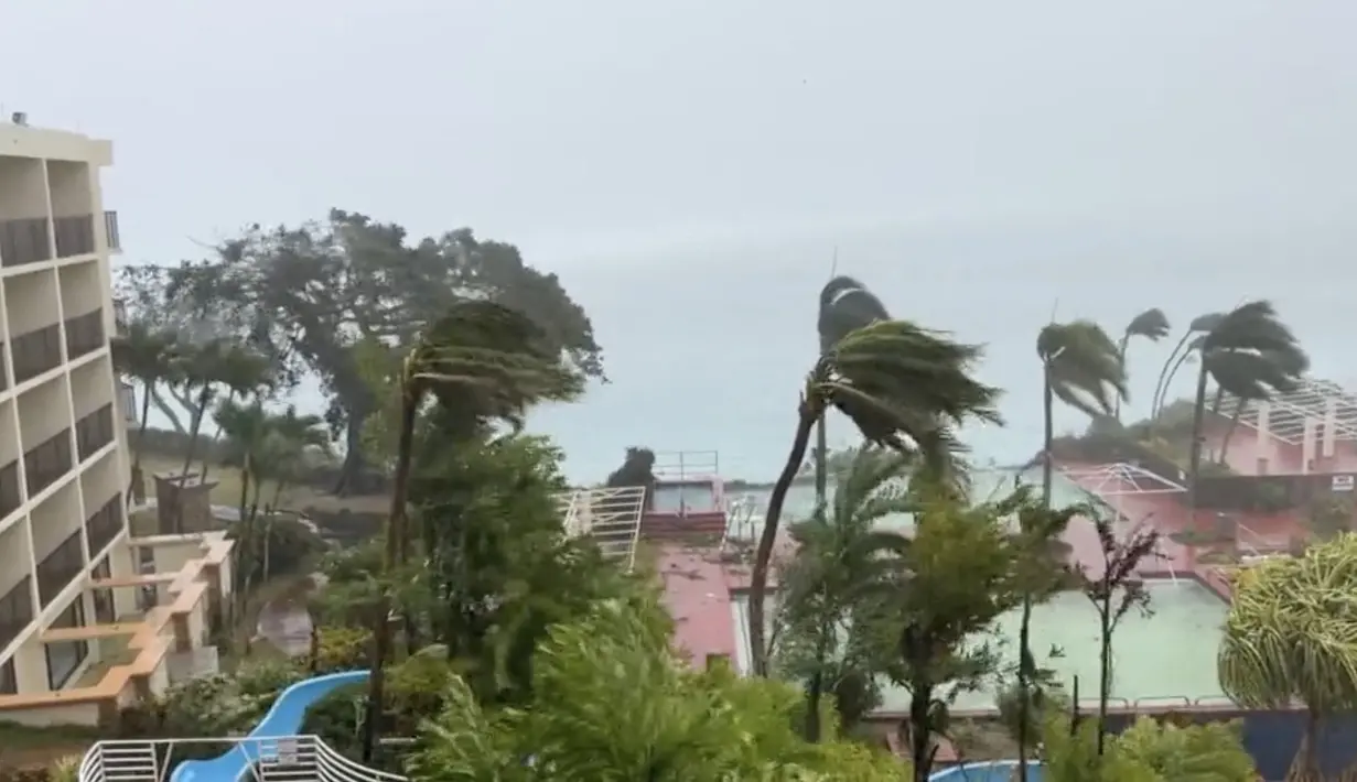 Guam Bersiap Hadapi Topan Mawar, Warga Diimbau Mengungsi ke Dataran ...