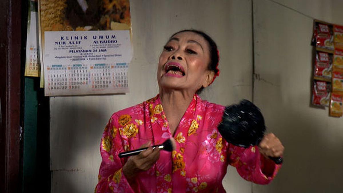 Keluarga Benarkan Mpok Nori Meninggal Dunia - Entertainment Fimela.com