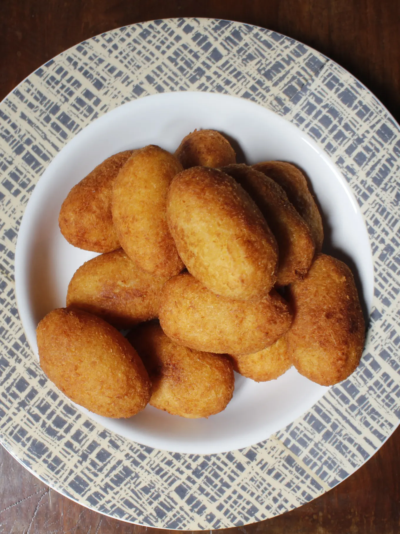 5 Resep Kue Tradisional dengan Isian Gula Merah Enak