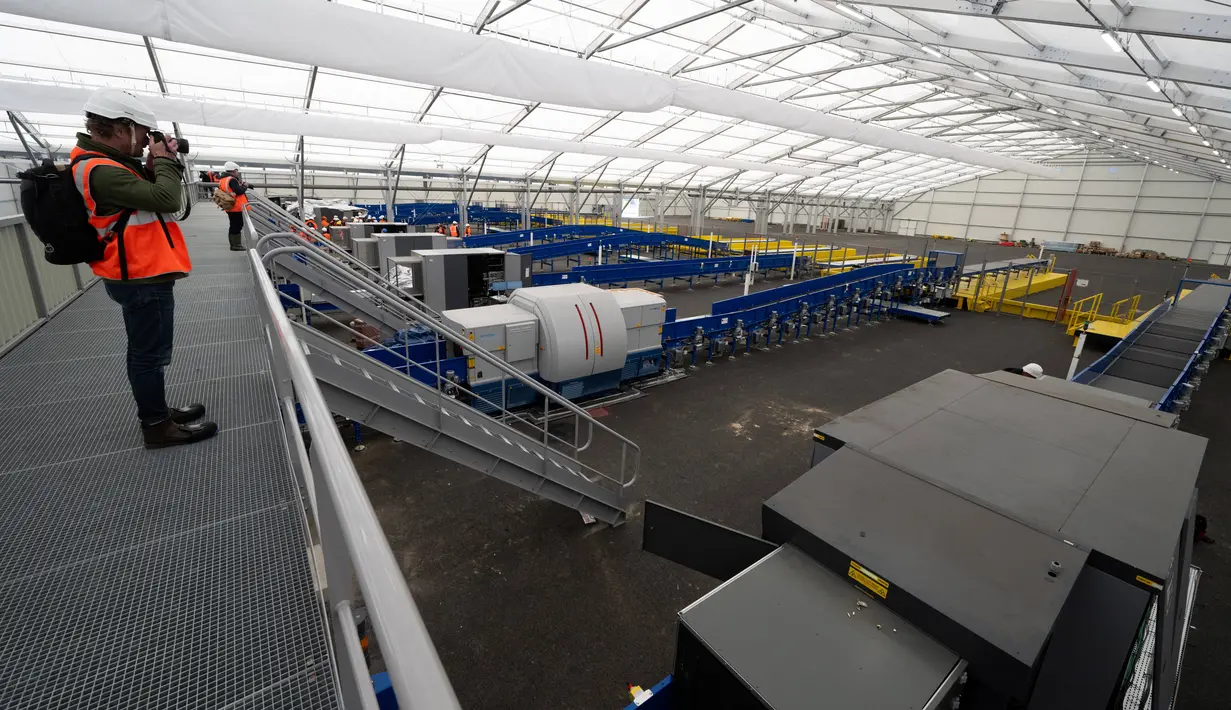 Olimpiade 2024: Paris Luncurkan Sistem Keamanan Bagasi Baru - Foto ...