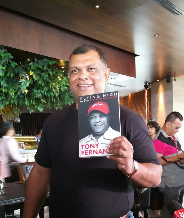 Flying High, Kisah Hidup Bos AirAsia Tony Fernandes - Bisnis Liputan6.com