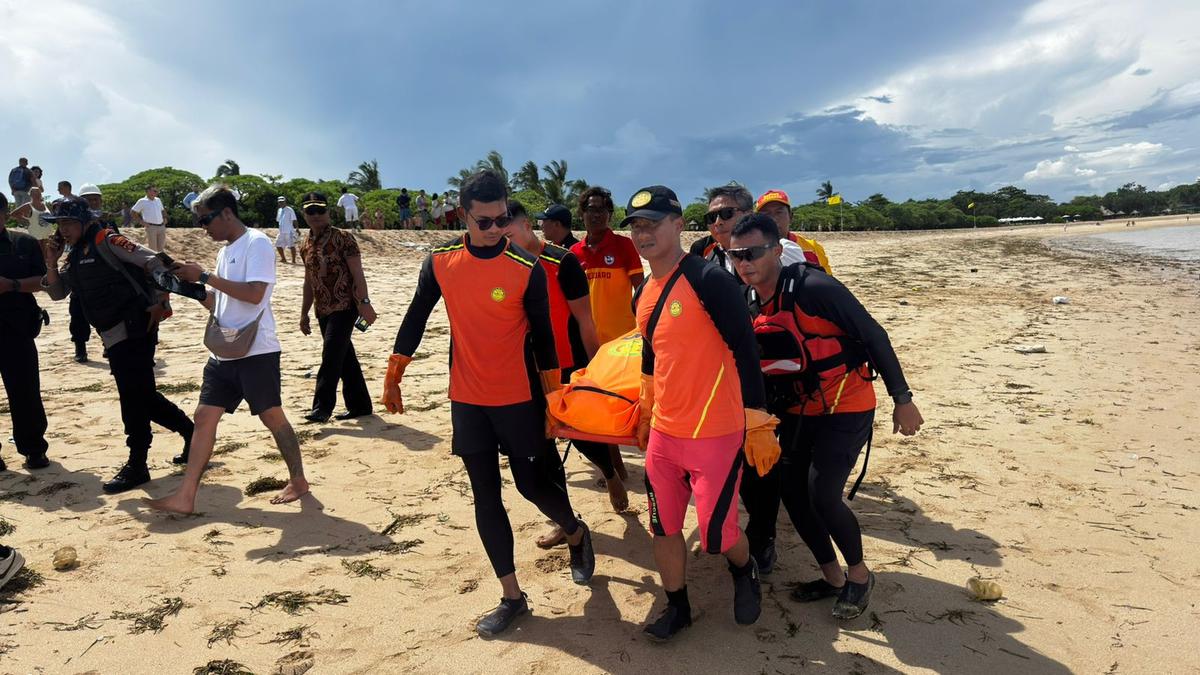 WNA Serbia Ditemukan Tewas Terdampar di Pantai Mengiat Bali