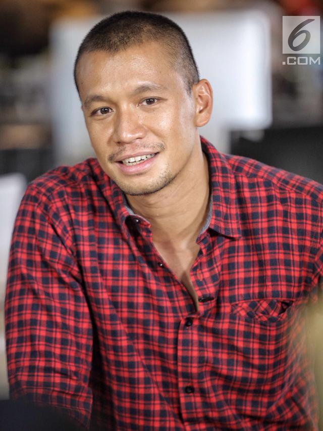 Main Film Horor Bikin Samuel Rizal Bernostalgia - ShowBiz Liputan6.com