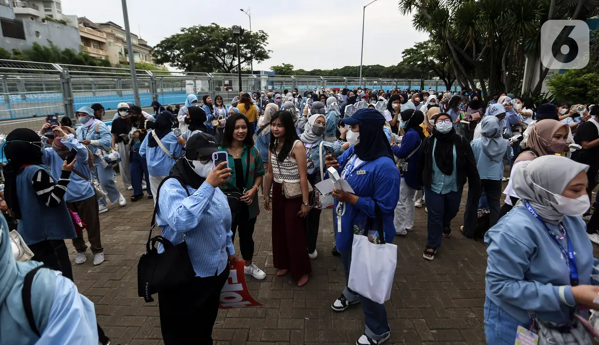 Jelang Konser, Penggemar Sehun dan Chanyeol EXO Padati Beach City ...