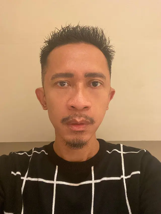 Aming Panggil Dirinya dengan Nama Mamang Gandhi, Pamer Rambut Jabrik ...