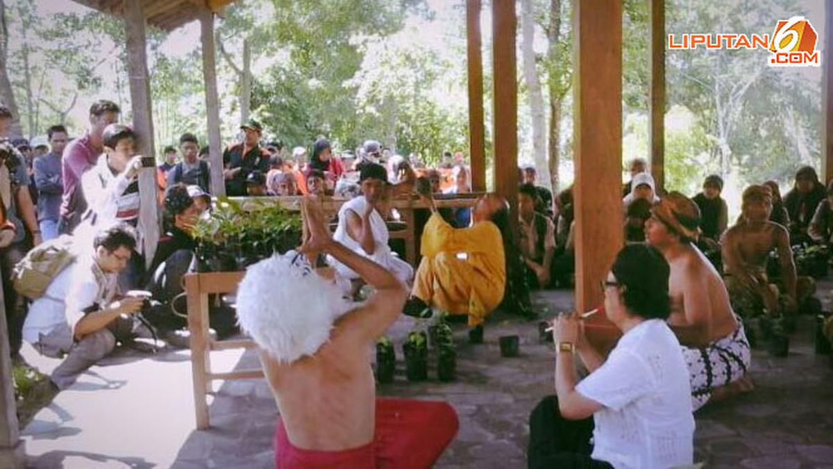 Ruwatan untuk Keseimbangan Gunung Merapi - News Liputan6.com
