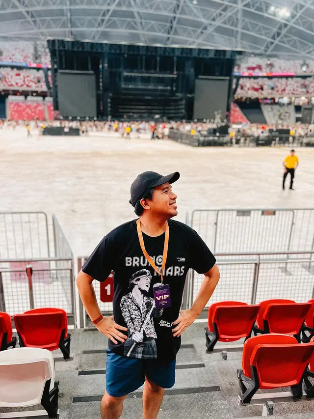 7 Potret Artis Indonesia Nonton Konser Bruno Mars di Singapura, BCL dan ...