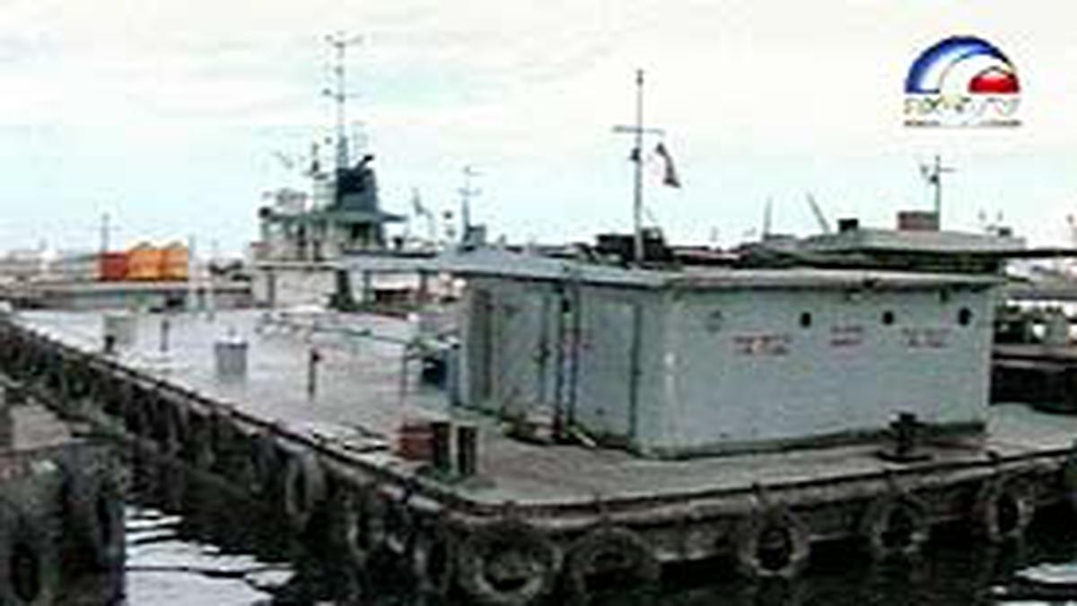 Kapal Tongkang Primkopal Penimbun Solar Disegel - News Liputan6.com