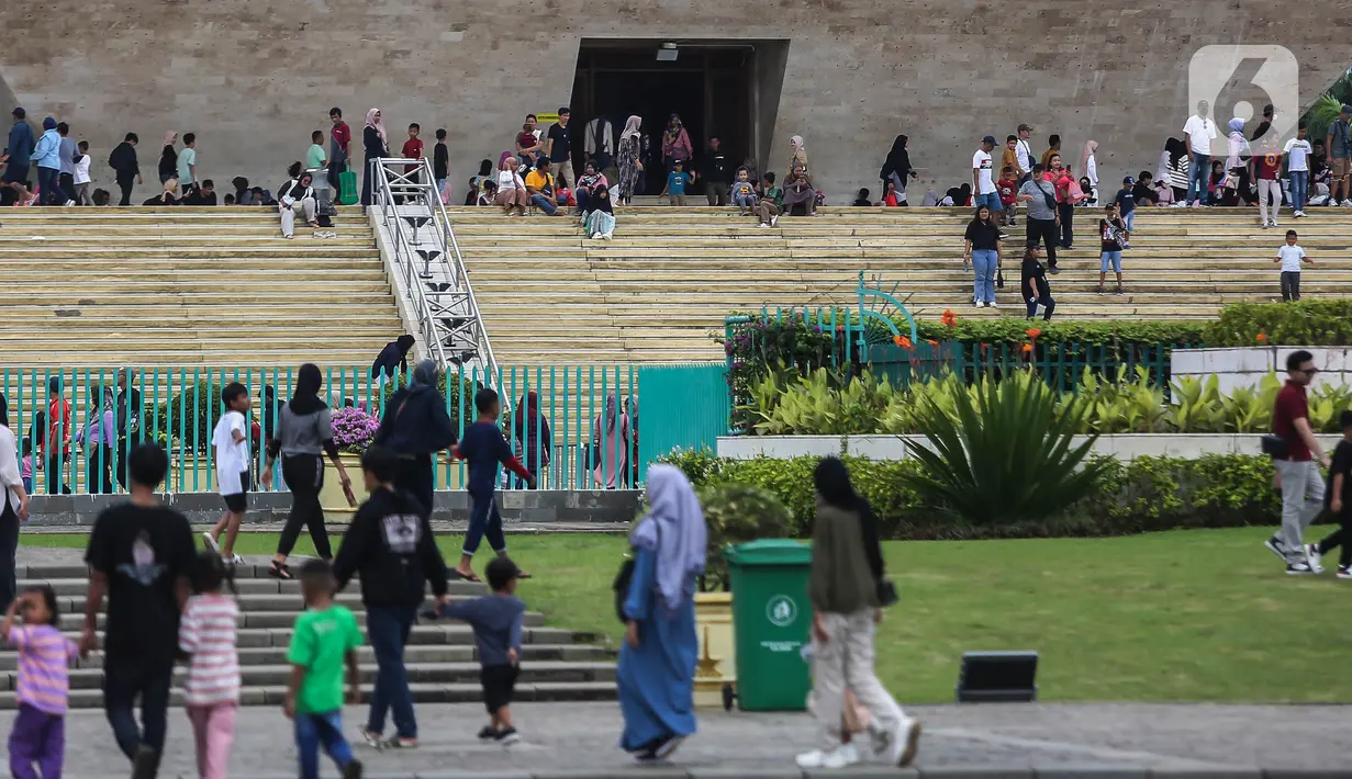 Libur Nataru 2024/2025, Jam Operasional Monumen Nasional Diperpanjang