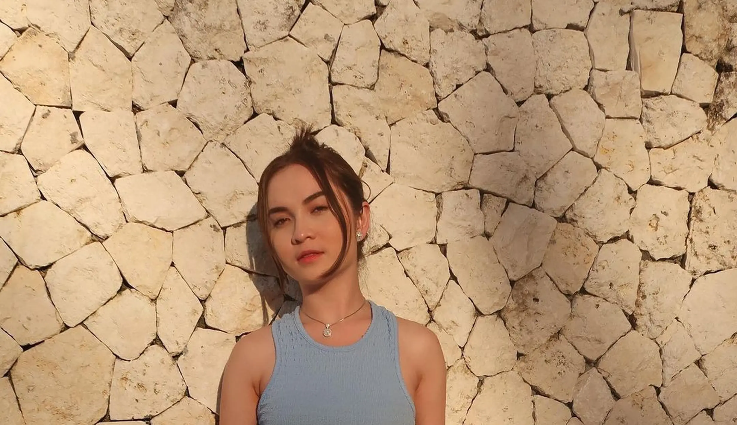 Potret Elina Joerg yang Makin Memesona - Foto Liputan6.com