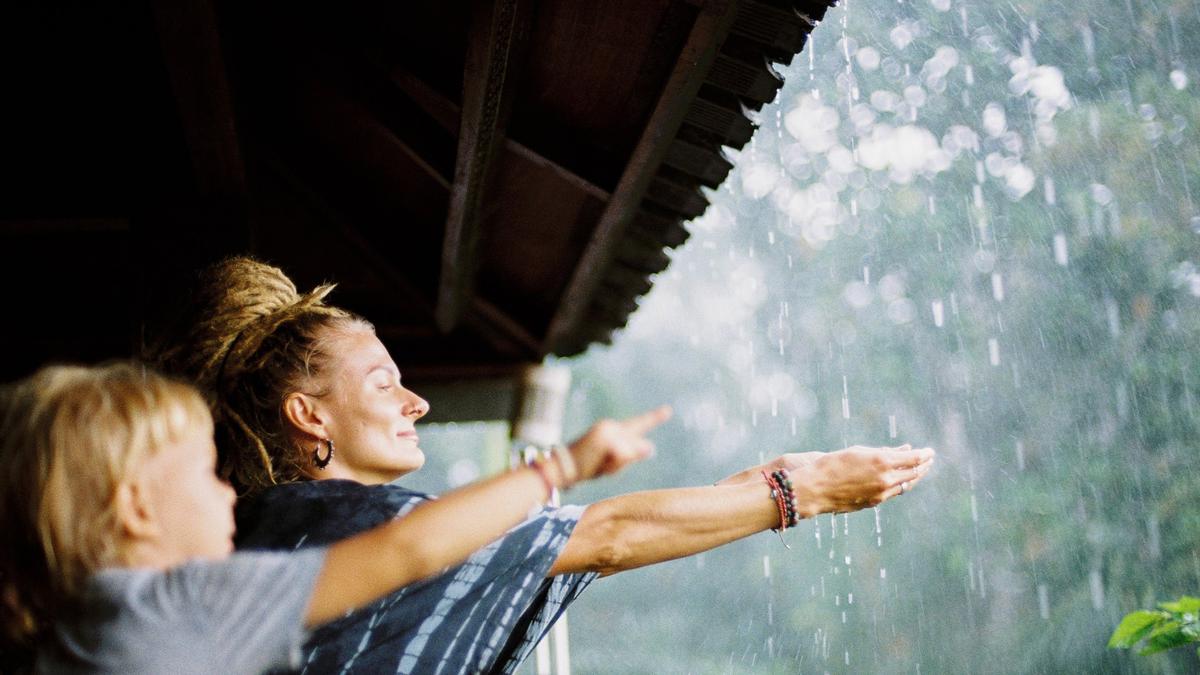 Pengertian Presipitasi adalah Air Atmosfer Turun ke Permukaan Bumi ...
