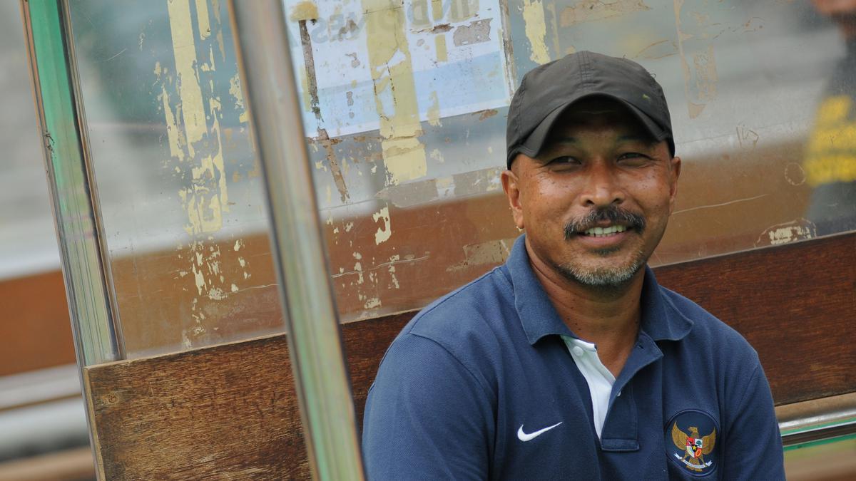 Fachry Husaini Kembali Latih Timnas U-19 - Bola Liputan6.com