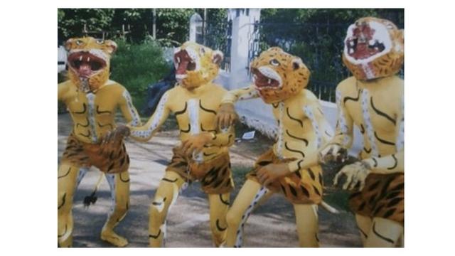 10 Potret Patung Macan Lucu Ini Bikin Geleng Kepala - Hot Liputan6.com