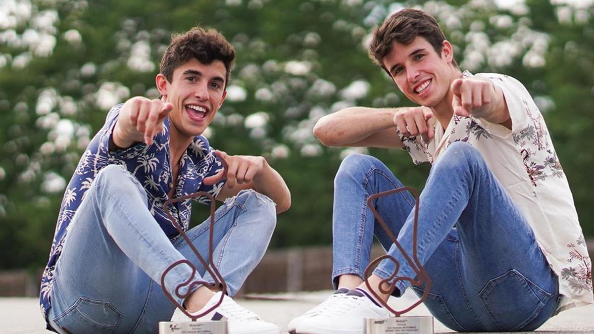 FOTO: Gaya Santai Alex dan Marc Márquez, Sibling Goals Banget - Foto ...