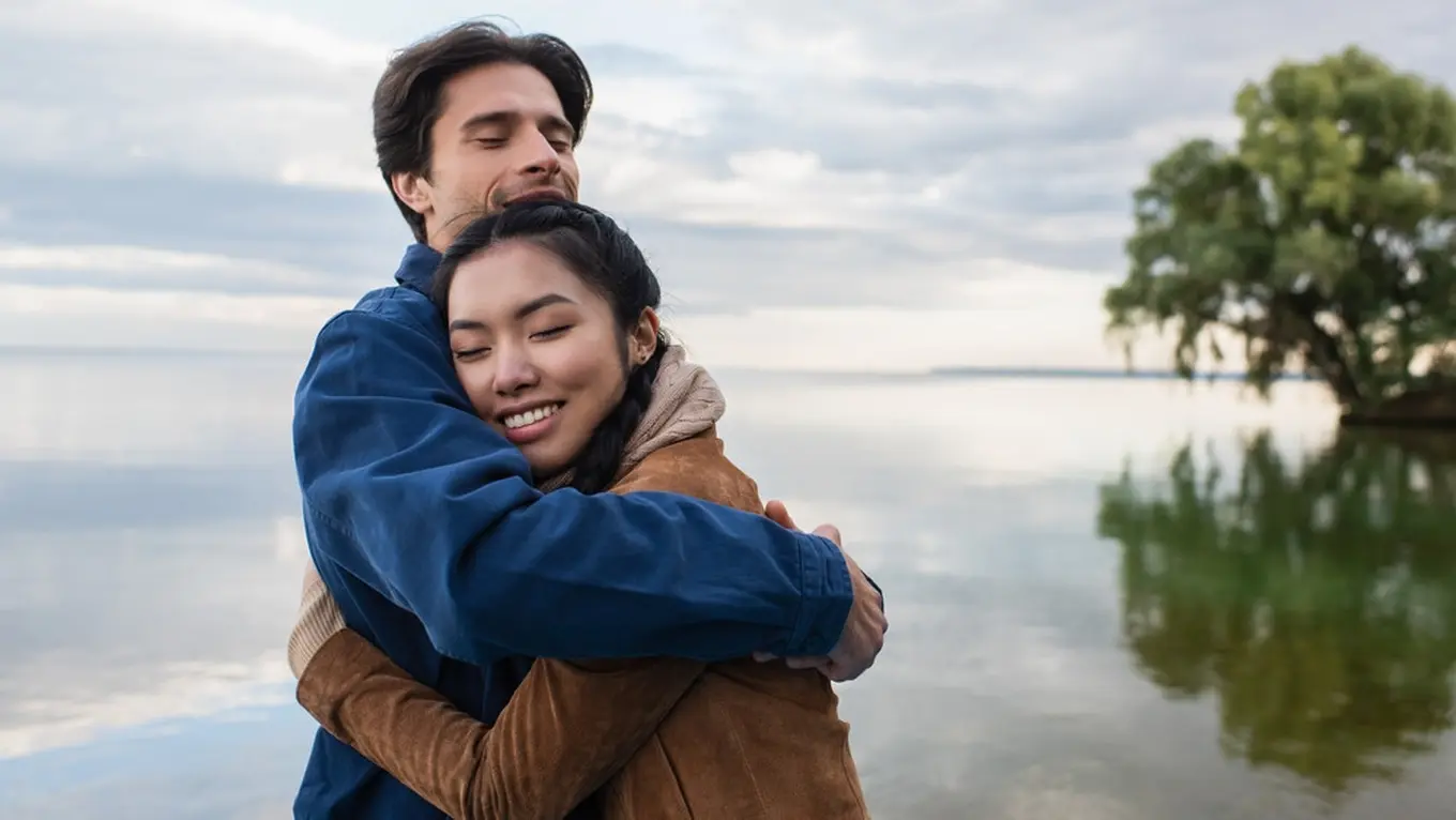 5 Cara Sederhana Agar Hubungan Tetap Langgeng dan Bahagia - Relationship Fimela.com