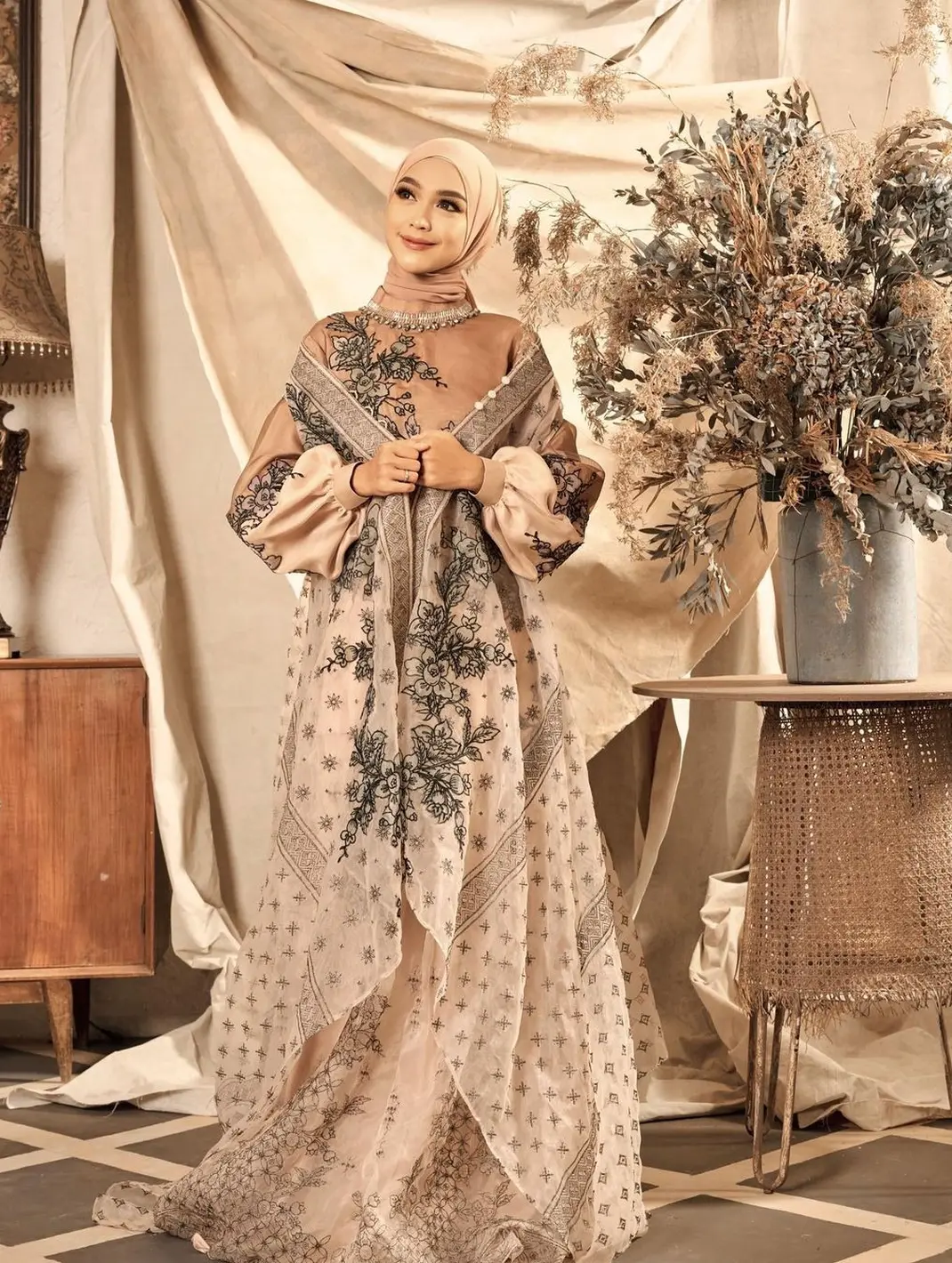 6 Potret Ria Ricis yang Memesona di Pemotretan Terbaru, Dipuji Netizen ...