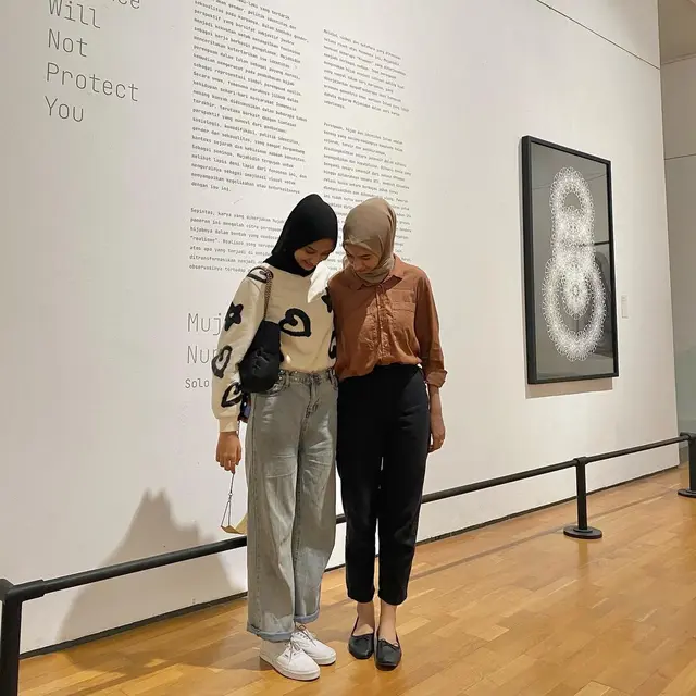 Keturunan Arab, Ini 7 Potret Menawan Muna Mahirah dan Mahda Ray Adik ...