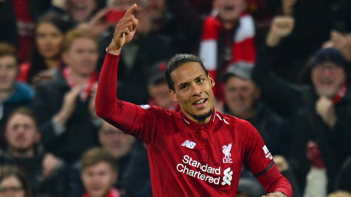 Momen Lucu Virgil van Dijk dengan Bocah Pendukung Everton