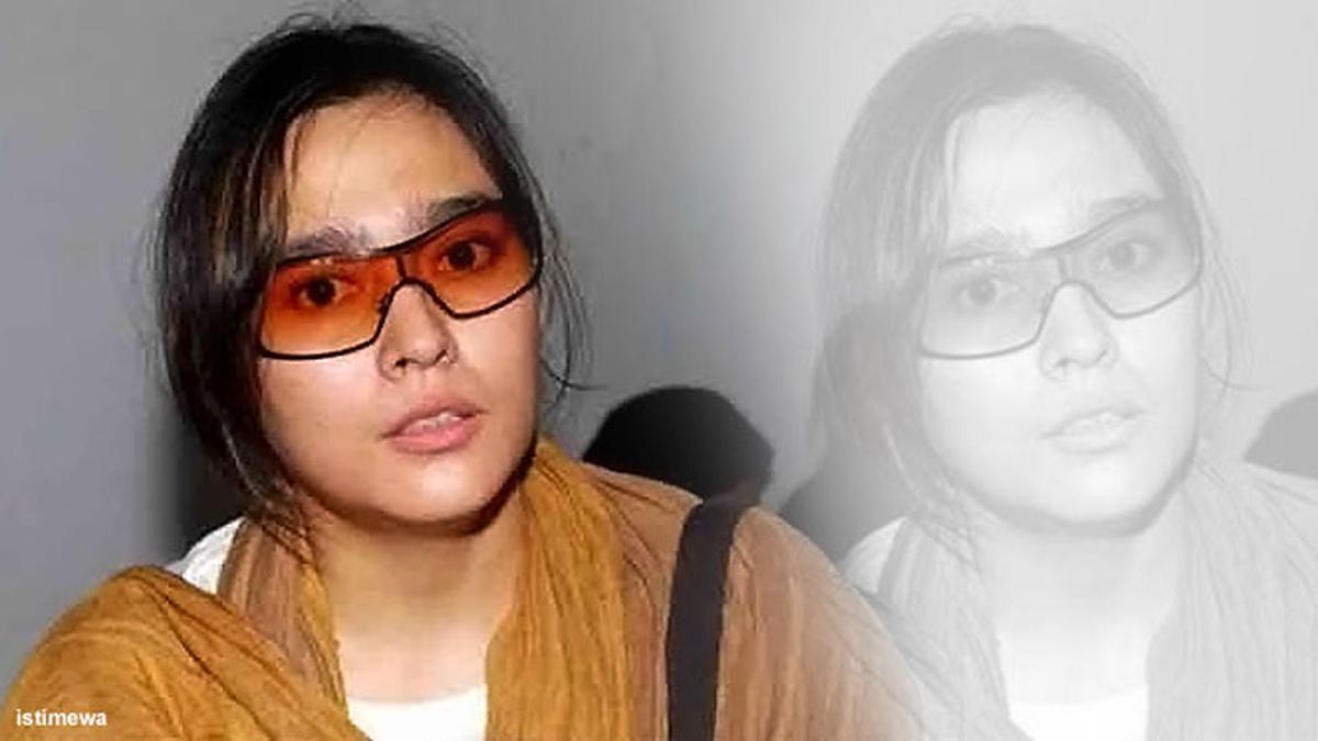 Raslina Rasyidin: Wanita Indonesia Cantik Pakai Kaftan - ShowBiz ...