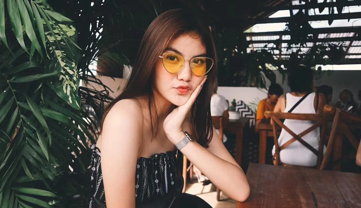 FOTO: Cantiknya Adrina Putri, Adik Andira Hadley yang Juga Selebgram ...