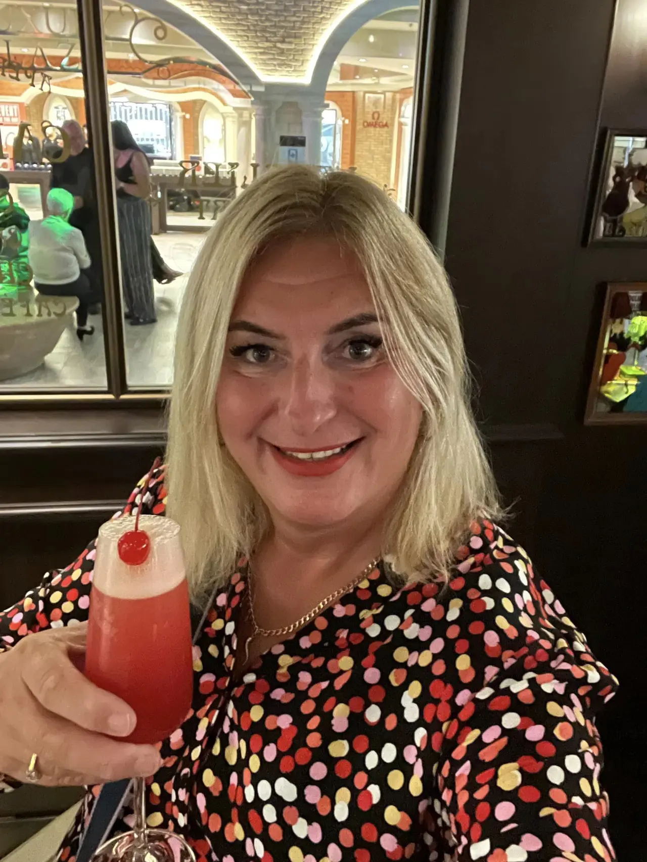 Kisah Seorang Pria Jadi Transgender Setelah Istrinya Meninggal Dunia ...