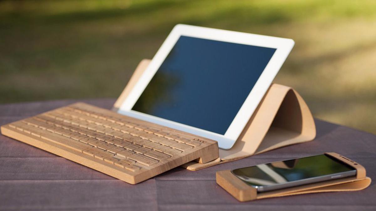 Antik, Keyboard Nirkabel Terbuat dari Kayu - Tekno Liputan6.com