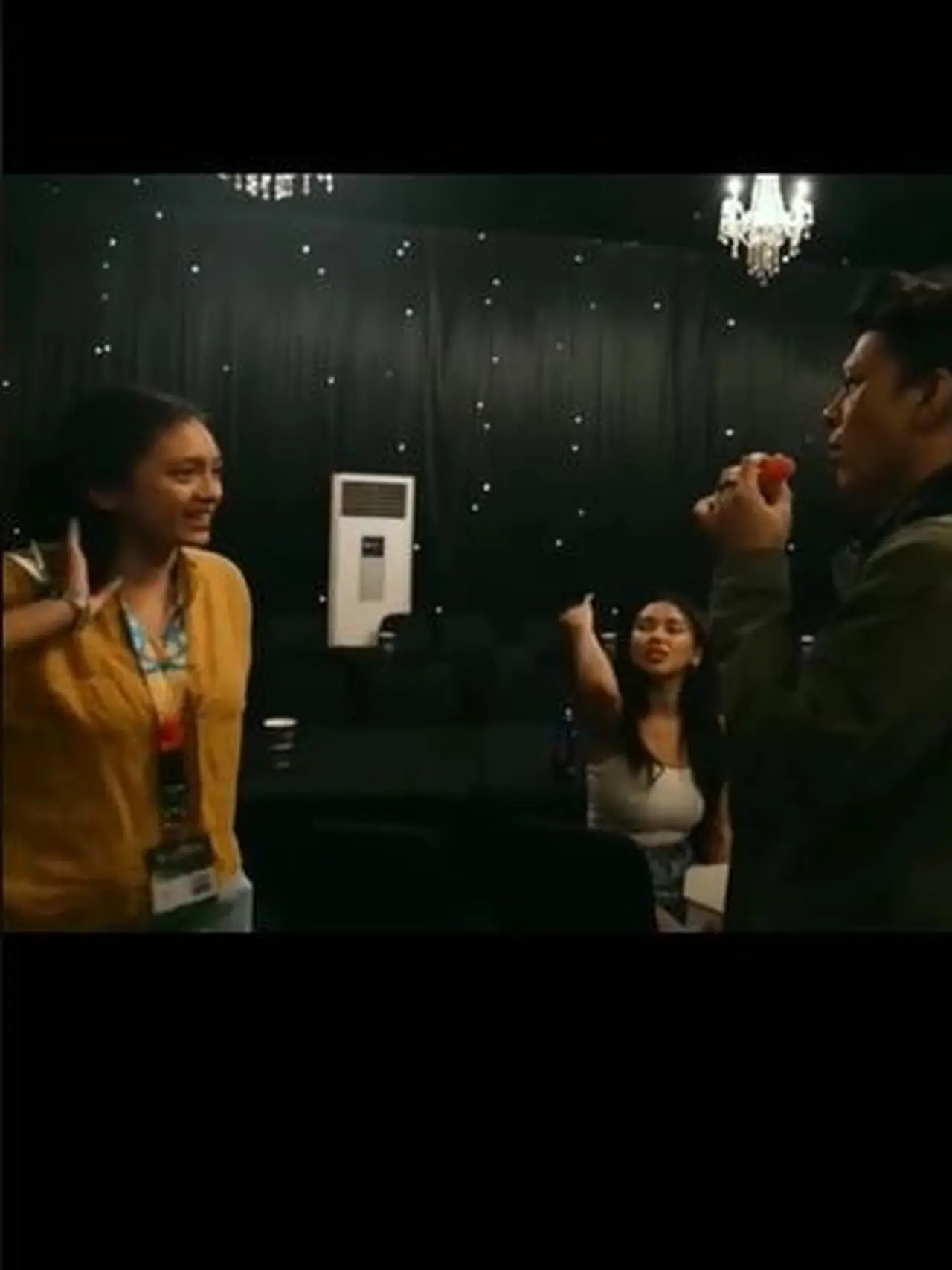 6 Momen Terbaru Kedekatan Ariel Noah dan Alleia, Kini Sering Ikut Kerja ...