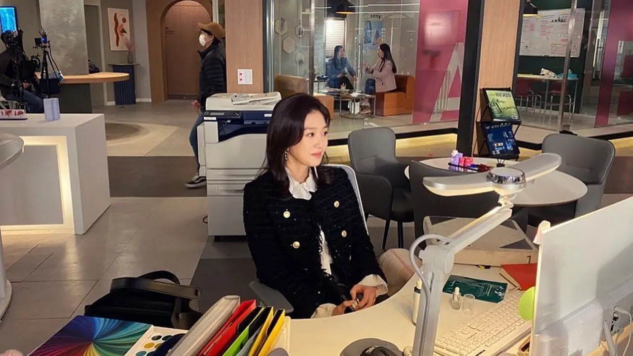 7 Potret Kim Hye In, Pemeran dr. Myeong yang Bikin Geregetan di ...