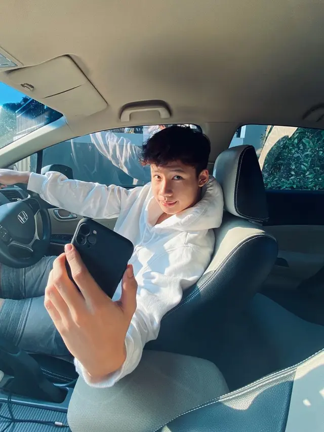 7 Pesona Jason William Winata, Artis TikTok yang Curi Perhatian - Hot ...