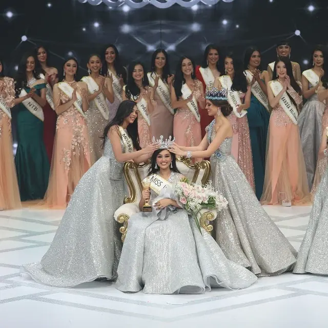 Gaya Busana Miss Indonesia 2019 Princess Mikhaelia Audrey Megonondo ...