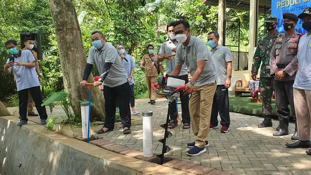 Biopori adalah Lubang Resapan Air, Begini Fungsi dan Cara Membuatnya ...