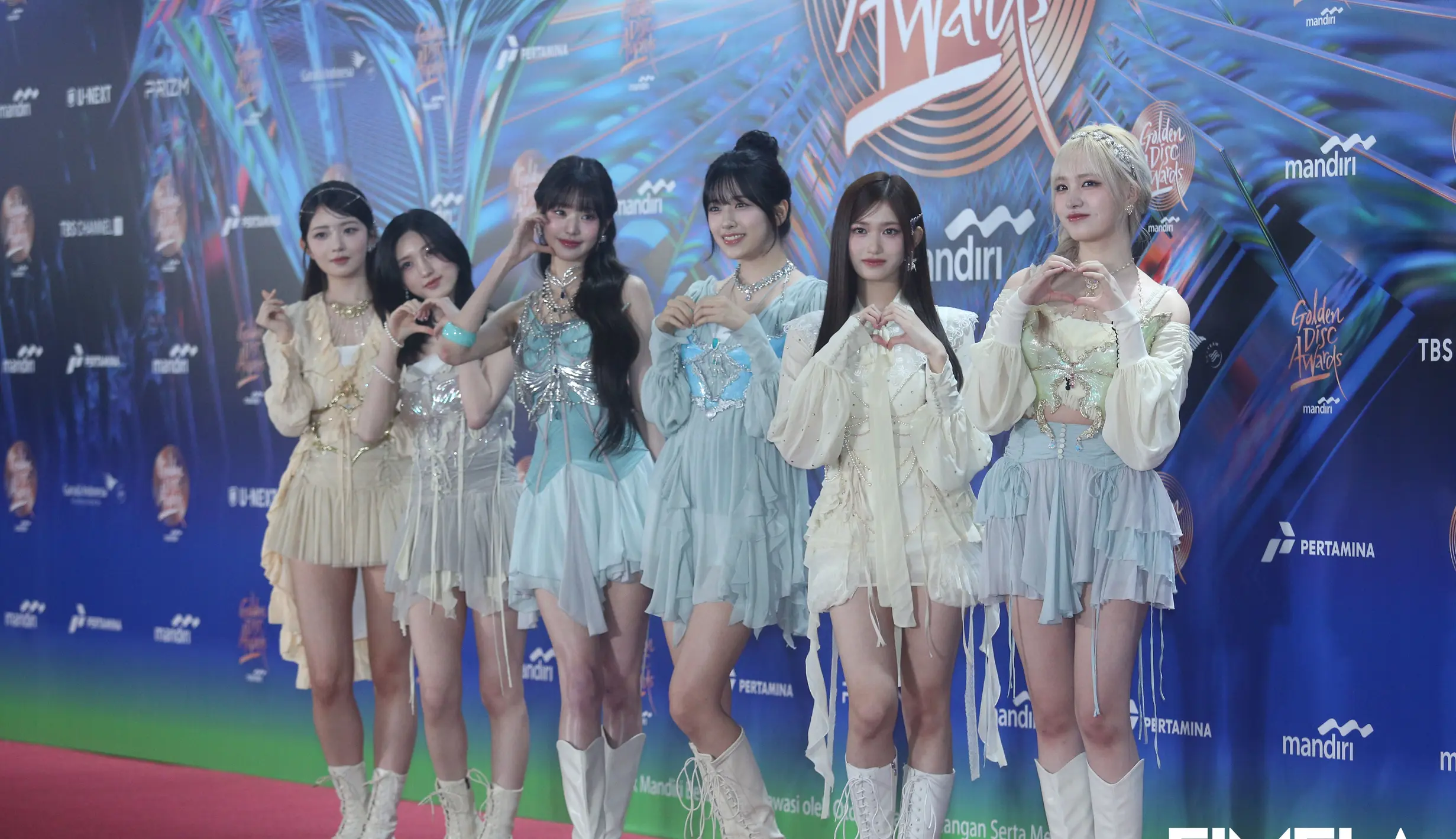 6 Potret IVE di Red Carpet Golden Disc Awards 2024, Tampil Memesona seperti Princess - Photo ...