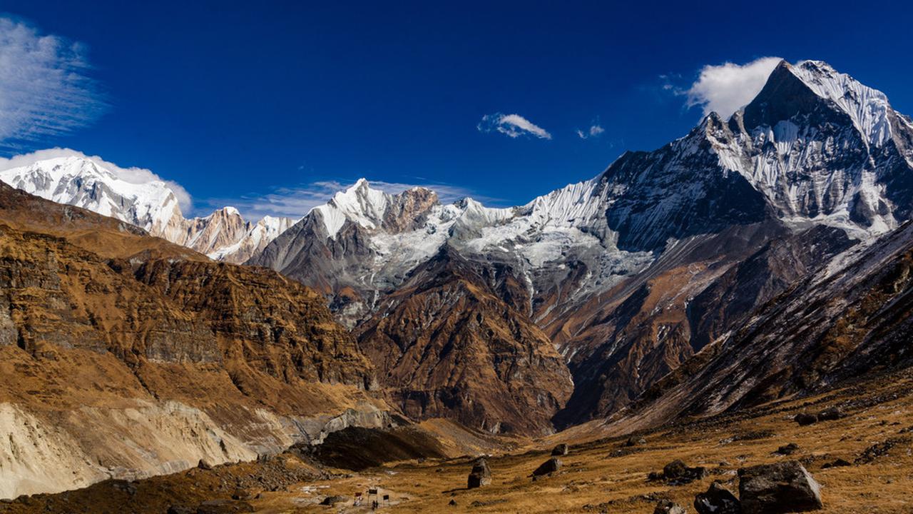 Tidak Boleh Ada Pendakian yang Dilakukan di Gunung Machapuchare Nepal ...