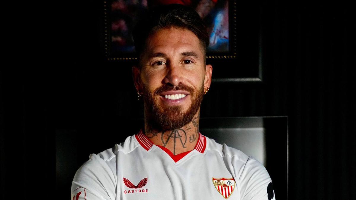 Sergio Ramos Kembali Memperkuat Sevilla Setelah 18 Tahun - Bola ...