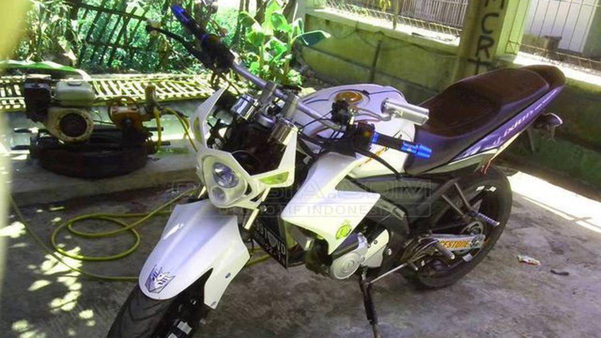 Yamaha Vixion Fighter White Devil Alone Custom - Galeri Otosia.com